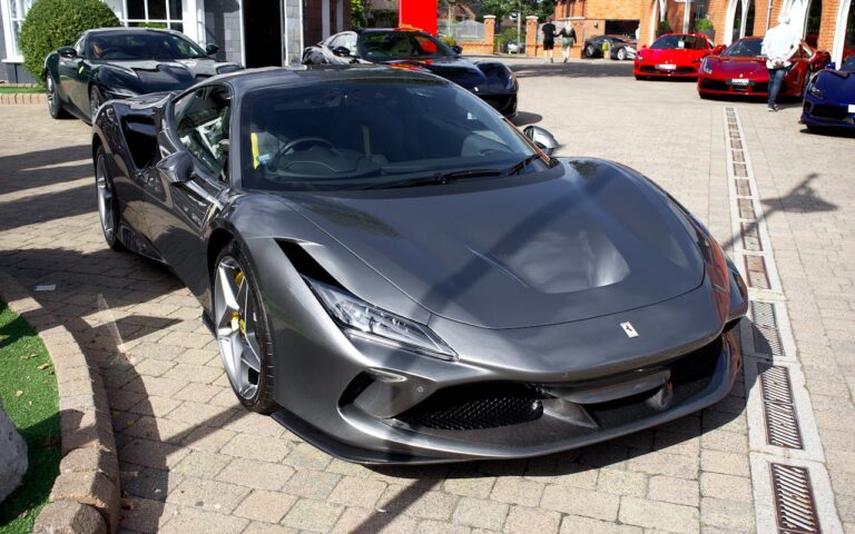 Les 20 meilleures marques de voitures de luxe - Auto Magazine